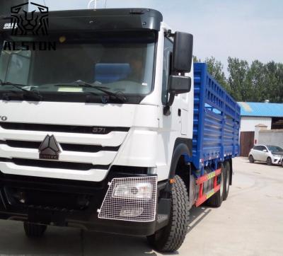 Cina 10 il carraio 371HP ha utilizzato i camion di Howo, 20 tonnellate 30 Ton Fence Cargo Truck in vendita