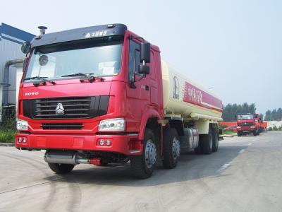 Cina Grande capacità del camion cisterna di olio combustibile resistente di 8x4 20000L 30000L in vendita