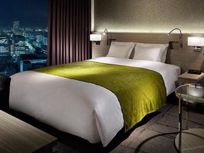 China Republic of Vanuatu hotel furniture manufactuer from china for hotel bedroom set custom cabinet with tables and leisure for sale