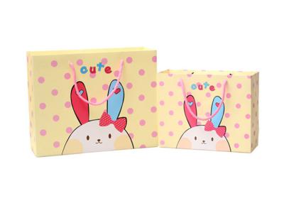 China CMYK Color Personalized Reusable Paper Gift Bags For Party / Event for sale