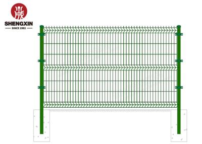 Cina 3d il pannello verde 4mm ha curvato il cavo saldato Mesh Fence For Parks in vendita