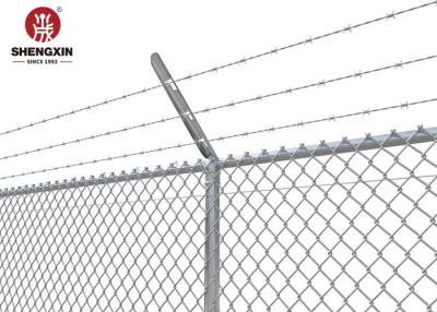 Cina Un PVC da 6 piedi ha ricoperto la lunghezza di Cyclone Wire Mesh Fence Panels 0.50m-5.0m del recinto del collegamento a catena in vendita