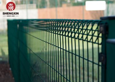 Cina La polvere ha ricoperto il doppio filo di acciaio superiore di Mesh Fence Panels Low Carbon del rotolo del ciclo in vendita
