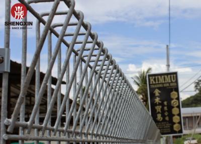 Cina Cima di rotolo del ferro U55 che recinta il triangolo dei pannelli che piega cavo saldato in vendita