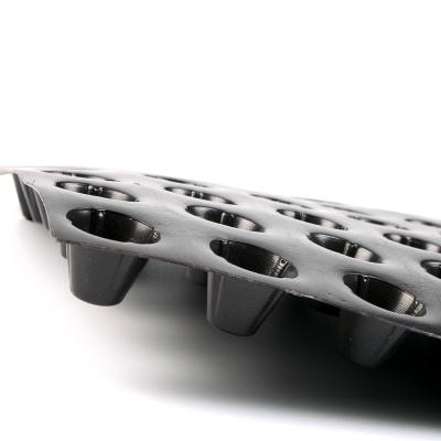 China 10mm Thickness HDPE Dimple Drainage Board for 3m Width Civil Engineering Projects for sale