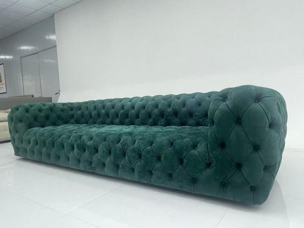 Quality Cozy And Stylish Living Room With Fabric Leather Upholstered Sectional Couch for sale
