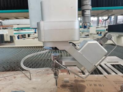Cina 3015 5 axis 420mpa 37kw Pump Pressure High Pressure Water Jet Cutter in vendita