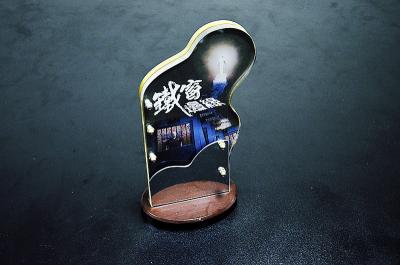 China Acrylic resin trophy for sale