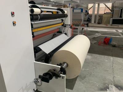 Cina La velocità Bopp automatico di altezza lega la macchina con un nastro di taglio del rotolo enorme in vendita