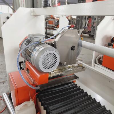 China O Pe tomado partido dobro espuma máquina de corte da fita adesiva de 1300mm à venda