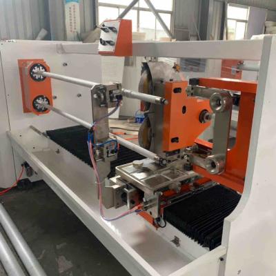 China 1800kg de zelfklevende 1300mm Snijmachine van het Bandbroodje Te koop
