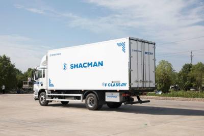 Cina SHACMAN L3000 Van Cargo Truck 4x2 340hp camion 290hp Euro II Bianco 6 ruote Cargo Truck in vendita