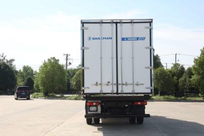 Cina SHACMAN L3000 Van Cargo Truck 4x2 340hp camion 290hp Euro II Bianco 6 ruote Cargo Truck in vendita