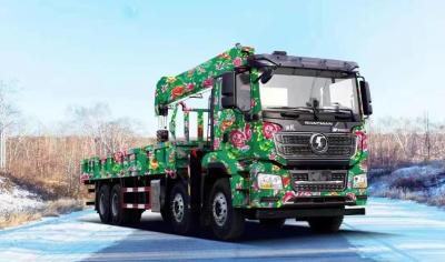 Cina SHACMAN Shacman F3000 Cran Cargo Truck 8x4 380hp Cargo Box Truck EuroII in vendita