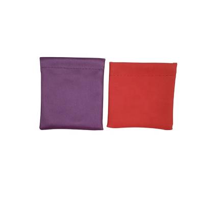China 8*8cm Bolsas de embalagem de joias de couro para brincos de colar à venda
