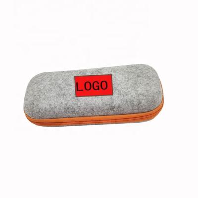 中国 多機能のフェルトメガネケース エコフレンドリーメガネケース カスタマイズ可能 販売のため