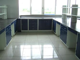 China All steel lab furniture productionsn Gavalnized plate laboratory furniture for sale