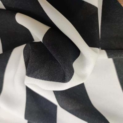 China 100% Polyester Coarse Stripe 92G Chiffon Fabric Breathable for sale