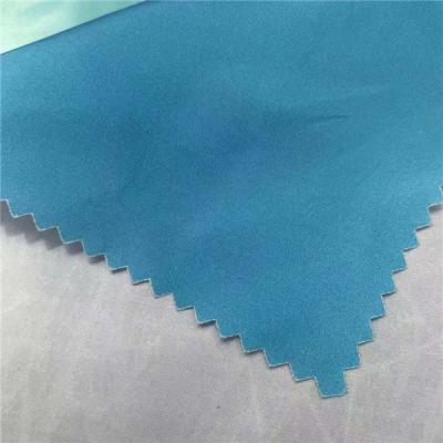 중국 80gsm 방수 옥외 운동복 물자 직물 50D 100% 폴리에스테 1.5M 59" 판매용