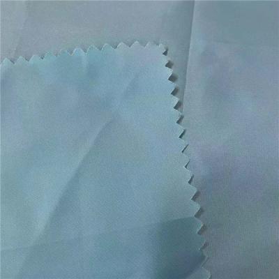中国 100%リサイクルされたポリエステル生地のTaslon 189T 75DX320D 130gsm 150cm水証拠 販売のため