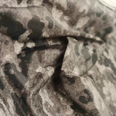Cina water proof,oil proof and stain proof di nylon ricoprente del tessuto 350T 30Dx30D 50gsm 150cm dell'unità di elaborazione Microfiber in vendita