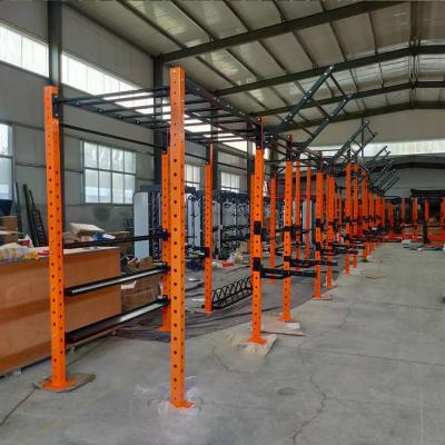 China Gepersonaliseerd logo beschikbaard Multi Functionele Wand Mount Crossfit Rig voor gymapparatuur Te koop