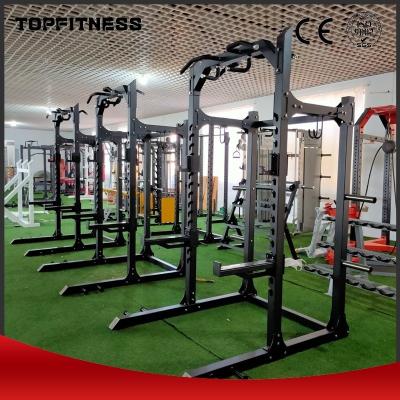 Cina 1400*2200*2300mm Gym Fitness Equipment Cross Fitness Power Rack Sollevamento pesi Mezzo rack in vendita