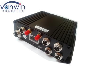 中国 バス/タクシーのための GPS の完全な D1 夜間視界のカメラ 4 CH SD カード移動式 DVR システム 販売のため