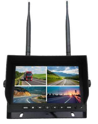 China 2.4G 4CH Car Video Wireless DVR system 7 Inch Monitor With 128GB SD Card for sale