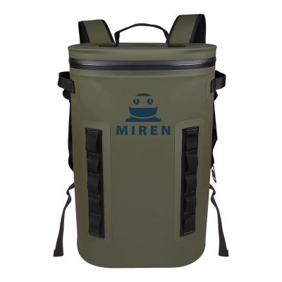 China OEM reutilizable resistente al agua de la mochila suave del refrigerador del verde militar en venta