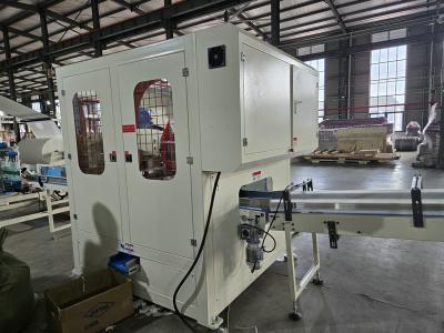 Cina Macchina per tessuto facciale a piega di tipo V appesa con uscita automatica completa in vendita