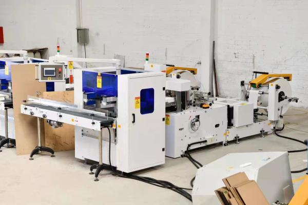 Quality Fully Automatic Napkin Paper Making Machine With Automatic Transfer 1/2 1/4 1/6 1/8 Folding type for sale