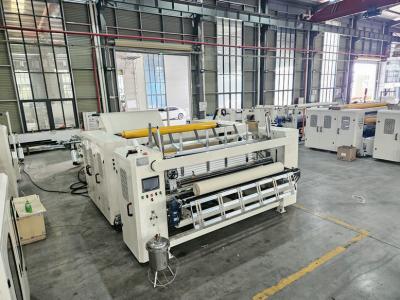 중국 최신형 이중 천공 블레이드 화장지/맥시 타월 롤 되감기 기계 판매용