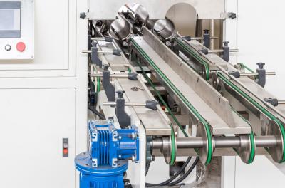 Cina Servo tagli automatici/min della tagliatrice della carta igienica 11KW 100 in vendita