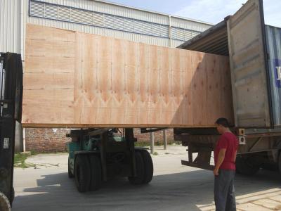 Cina La carta velina della toilette delle lame dell'incudine della bobina 4 che fa la macchina ha accluso il raschio in vendita
