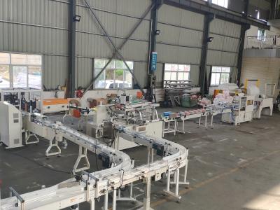 China Servofütterungsgewebe-Schneidemaschine XINYUN übermittelnd, kartonieren Sie weich verpacken zu verkaufen