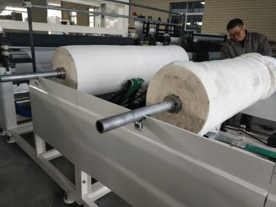 Cina macchina di Rewinder del rotolo di larghezza di 2750mm, macchina di taglio del rotolo enorme del tessuto in vendita