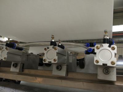 China 7.5KW Wallboard Rek Gezichtspapieren zakdoekje die Machine maken het Digitale Tellende omzetten Te koop