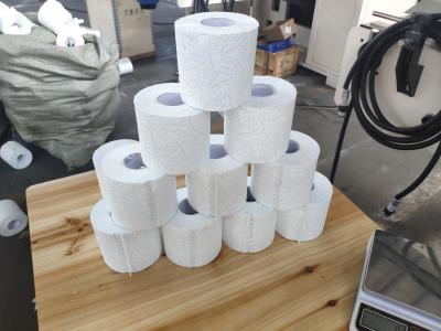 Cina Tagliatrice della carta igienica di Coreless Xinyun Maxi Roll Rewinding in vendita