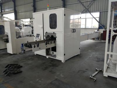 中国 2800mmの幅のチャネル120cuts/Minを締め金で止めるサーボ トイレット ペーパーの打抜き機 販売のため