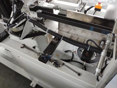 China Automatizado calcule modos detectáveis da máquina de corte do papel higiênico 9.5KW à venda