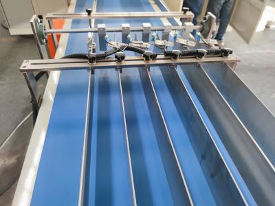 China Empacotando a máquina de embalagem do pacote do papel do saco, PLC de alimentação máquina do tecido facial à venda