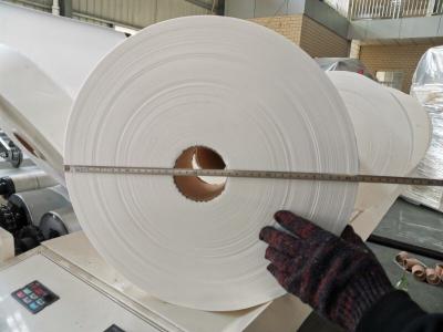 China Xinyun que Rerolling a conversão do rolo de toalete da máquina da fatura de lenço de papel do toalete à venda