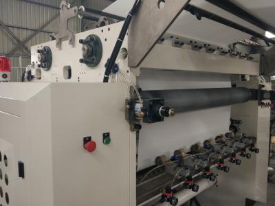 Cina Compressore d'aria di HP del macchinario 3 della carta velina di Interfolding, 900 linea Min Rewind Machine in vendita