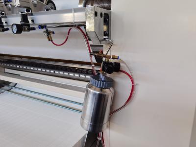 Cina Lo SpA V di Xinyun volta la macchina di fabbricazione di carta del fazzoletto per il trucco in vendita