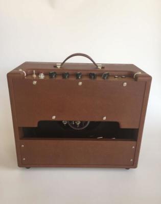 China Vox Style All Tube Guitar Amplifier Combo 15W with Reverb 1*10 Eminence Celestion Speaker for sale