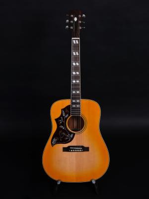 China Full solid wood 41 inch hummingbirds acoustic guitar, solid spruce top, solid mahogany back and side Acoustic Guitar for sale