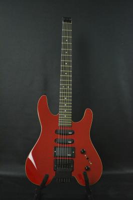 China 2019 High quality custom 6 String Picea Built-in Tuner LP DIY White Electric Guitar for sale