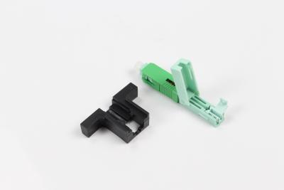 China SC Fast Connector Butterfly para o mercado FTTH Fibra Óptica Drop Cable Perda de retorno 50db à venda