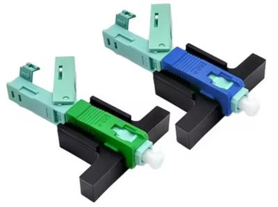 China SC Fast Connector Butterfly para o mercado FTTH Fibra Óptica Drop Cable Perda de retorno 50db à venda